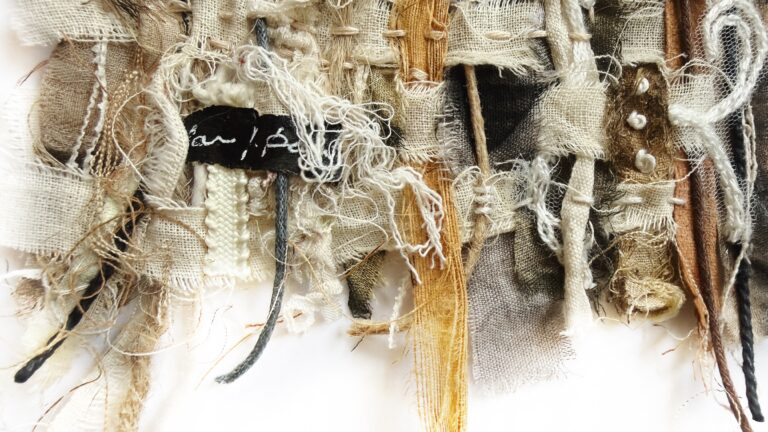 25+ Stunning Fabric Collage Ideas: Small Textile Art Built from Scraps ...