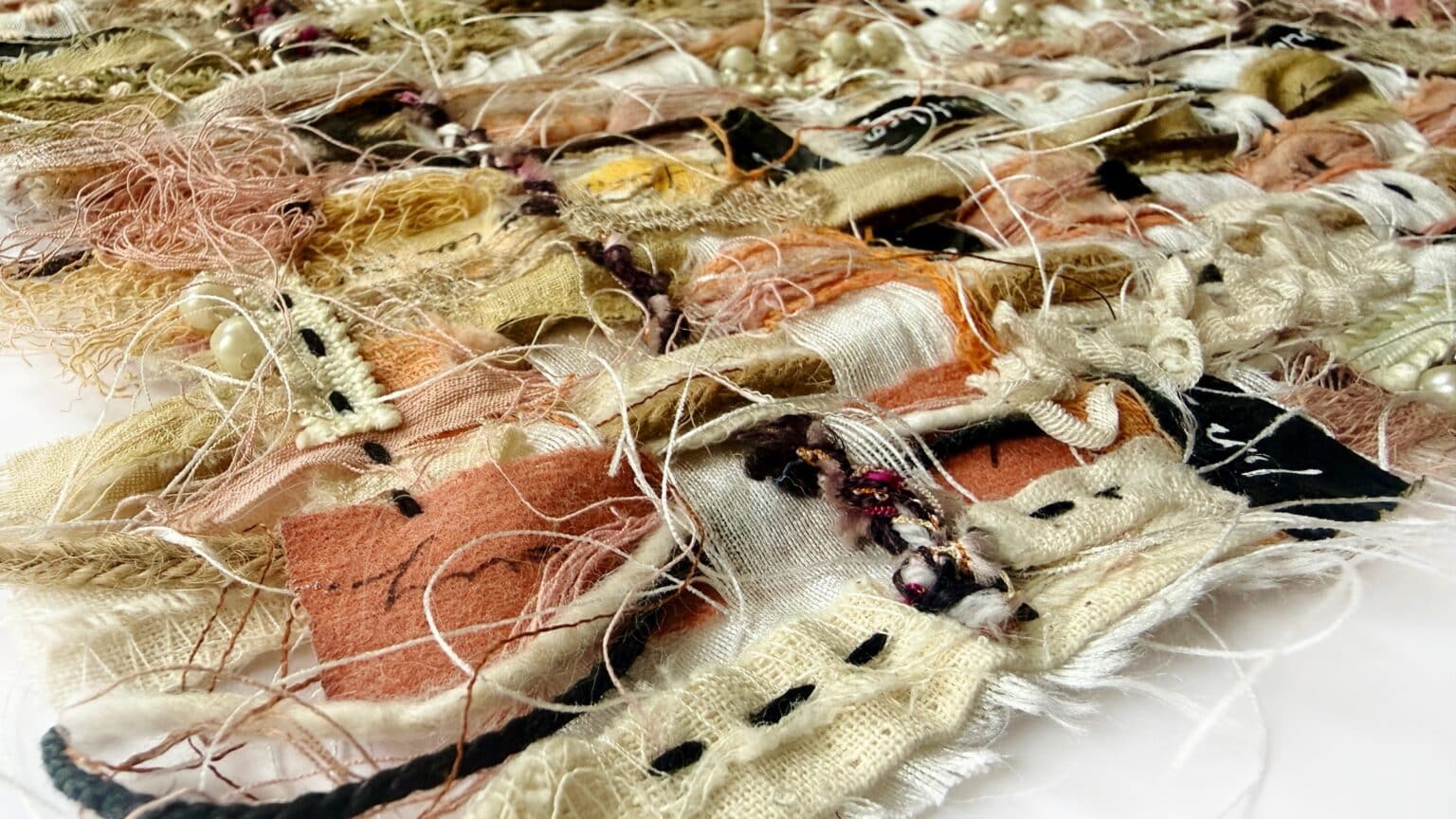 25+ Stunning Fabric Collage Ideas: Small Textile Art Built from Scraps ...